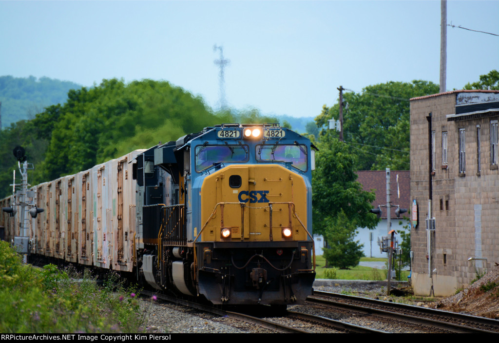 CSX 4821 NS Train 070 Tropicana Juice Loads Detour